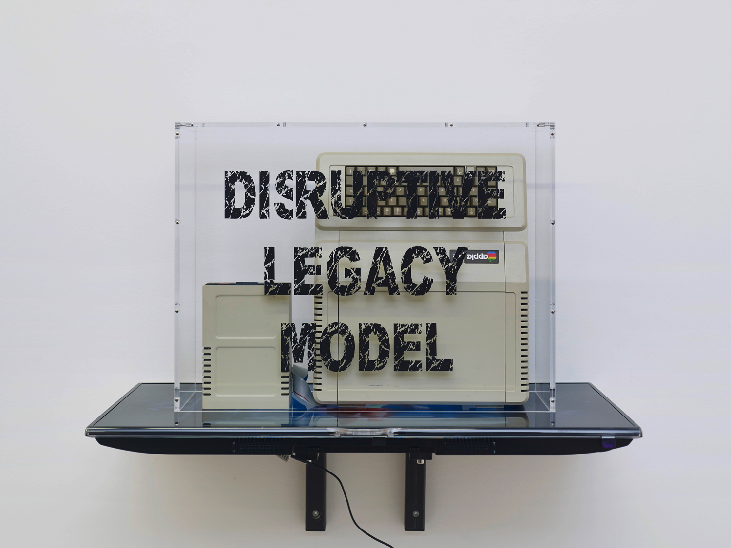 "Disruptive Berlin" – Simon Denny – Exhibitions – Galerie Buchholz
