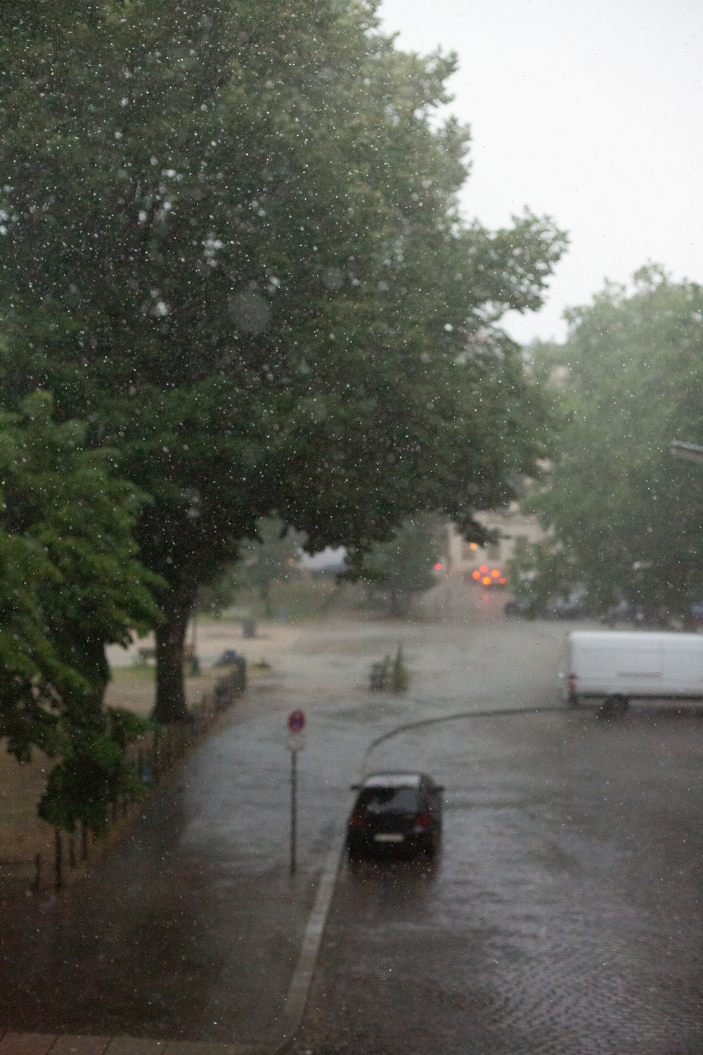 Summer Storm Rain Drops Freeze Frame — Wolfgang Tillmans — Exhibitions ...